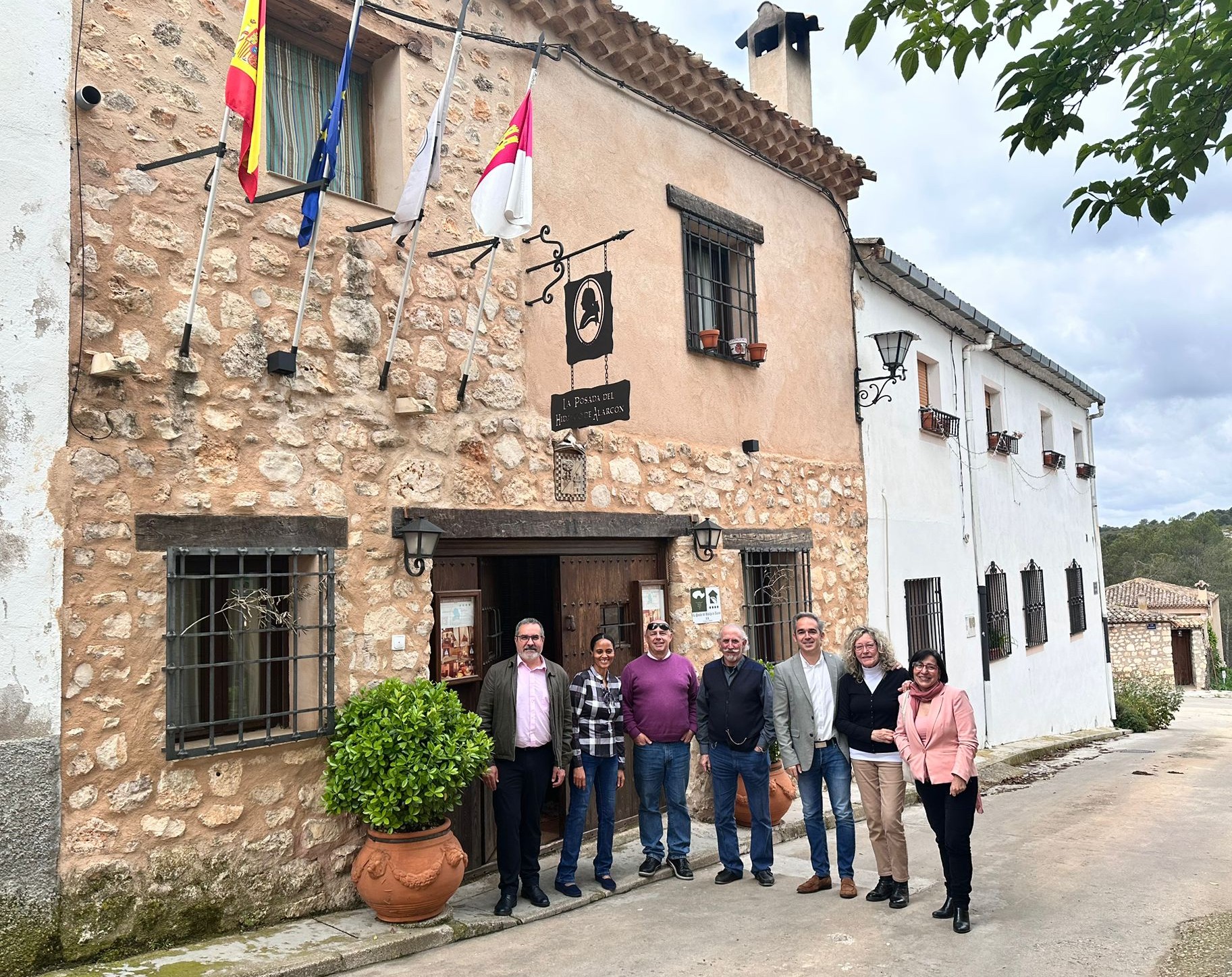 ADIMAN firma contratos de ayudas Leader con 6 emprendedores que ...